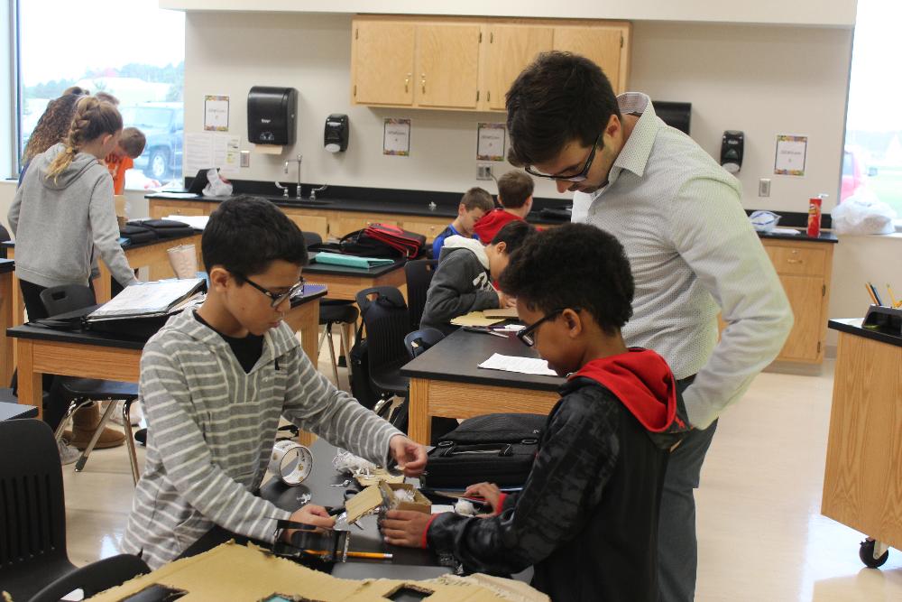 LPS | Full STEAM ahead for innovative new middle-school course