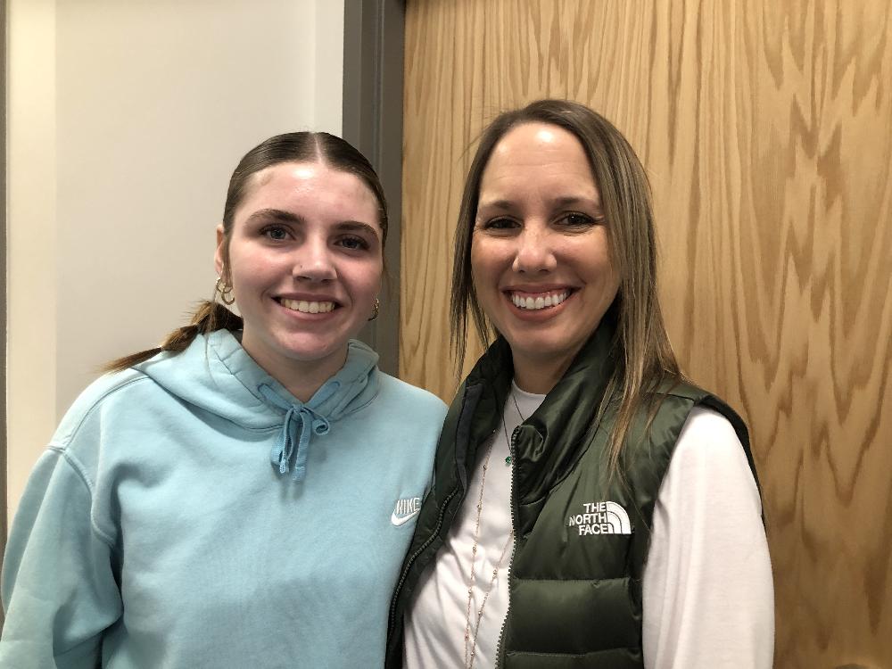 LPS | TeamMates of the Month: Kennadi and Kendra